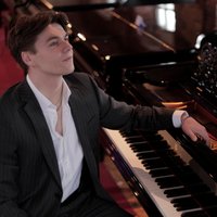 Ellis Arey Tickets | Tour Dates & Upcoming Events 2025 / 2026